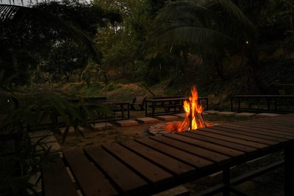 Campfire – Foy's Lake BASECAMP