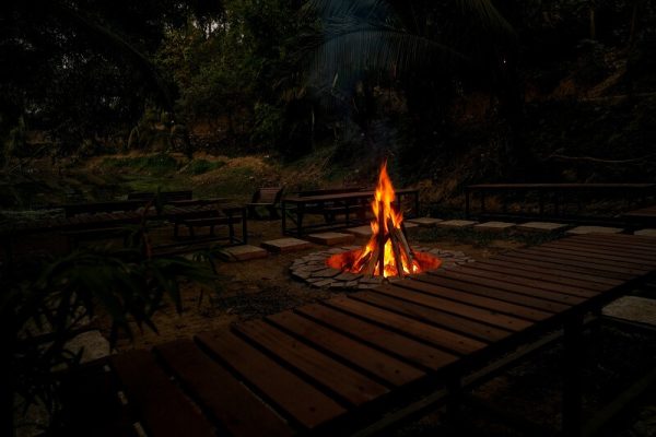 Campfire – Foy's Lake BASECAMP